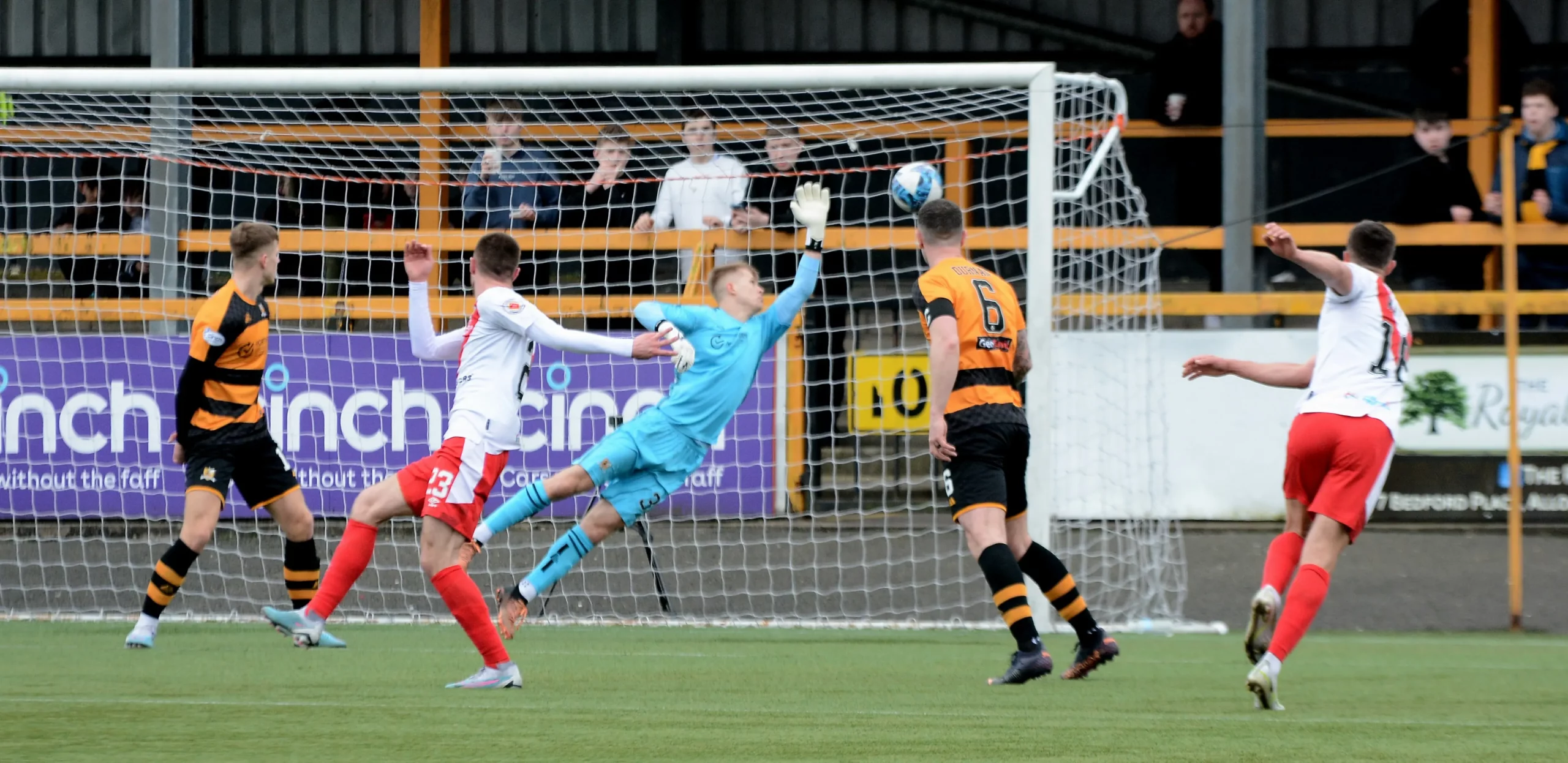 Alloa 0 - 1 Airdrieonians - Alloa Athletic FC