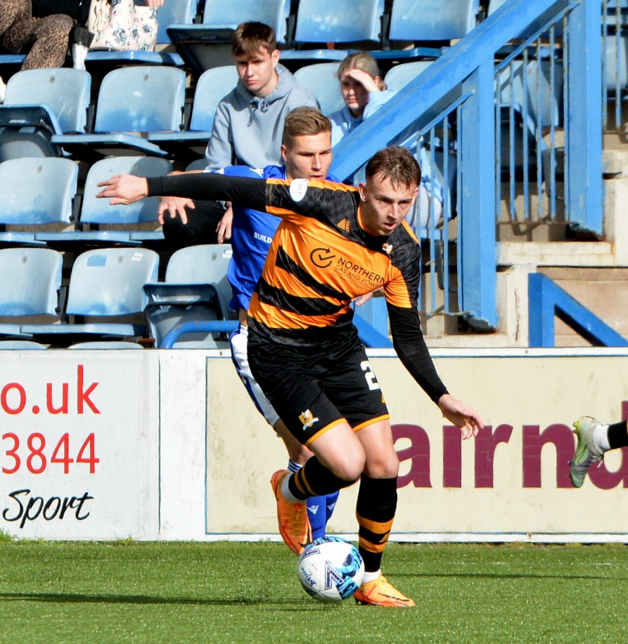 David Devine is a Wasp - Alloa Athletic FC