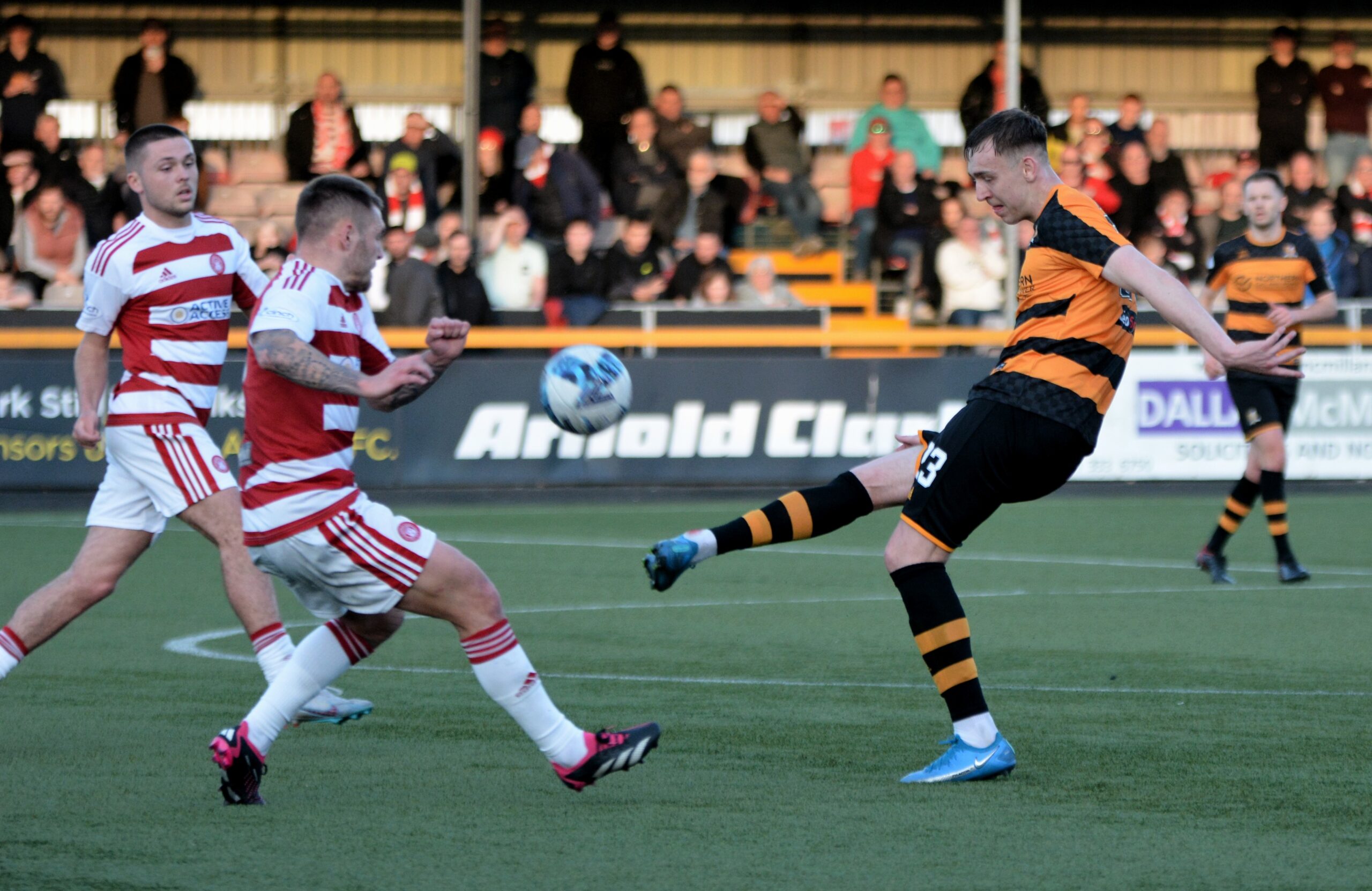 David Devine is a Wasp - Alloa Athletic FC