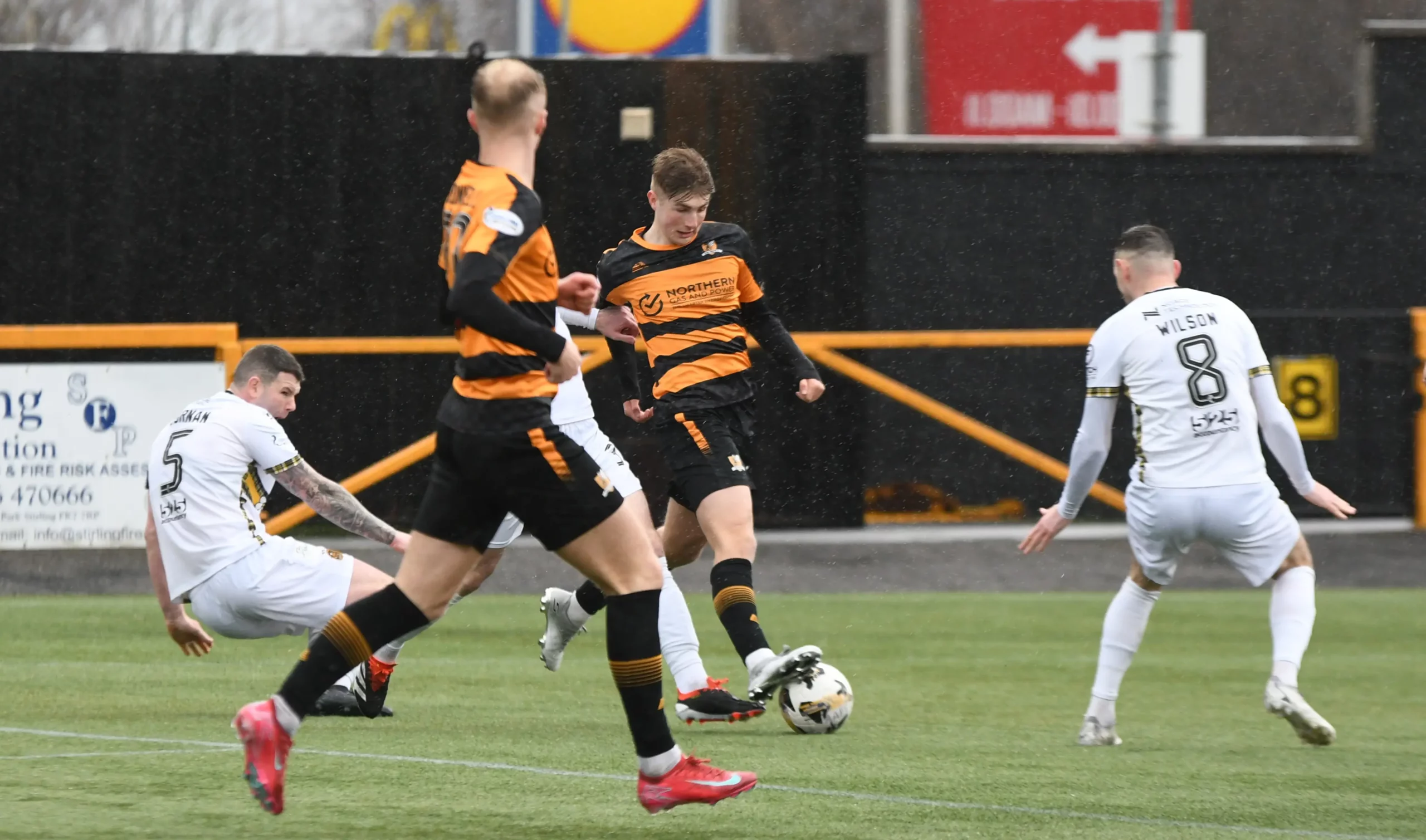 Alloa 2-3 Dumbarton - Alloa Athletic FC
